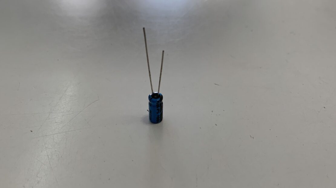 1MF 100V – C.B.Electronics