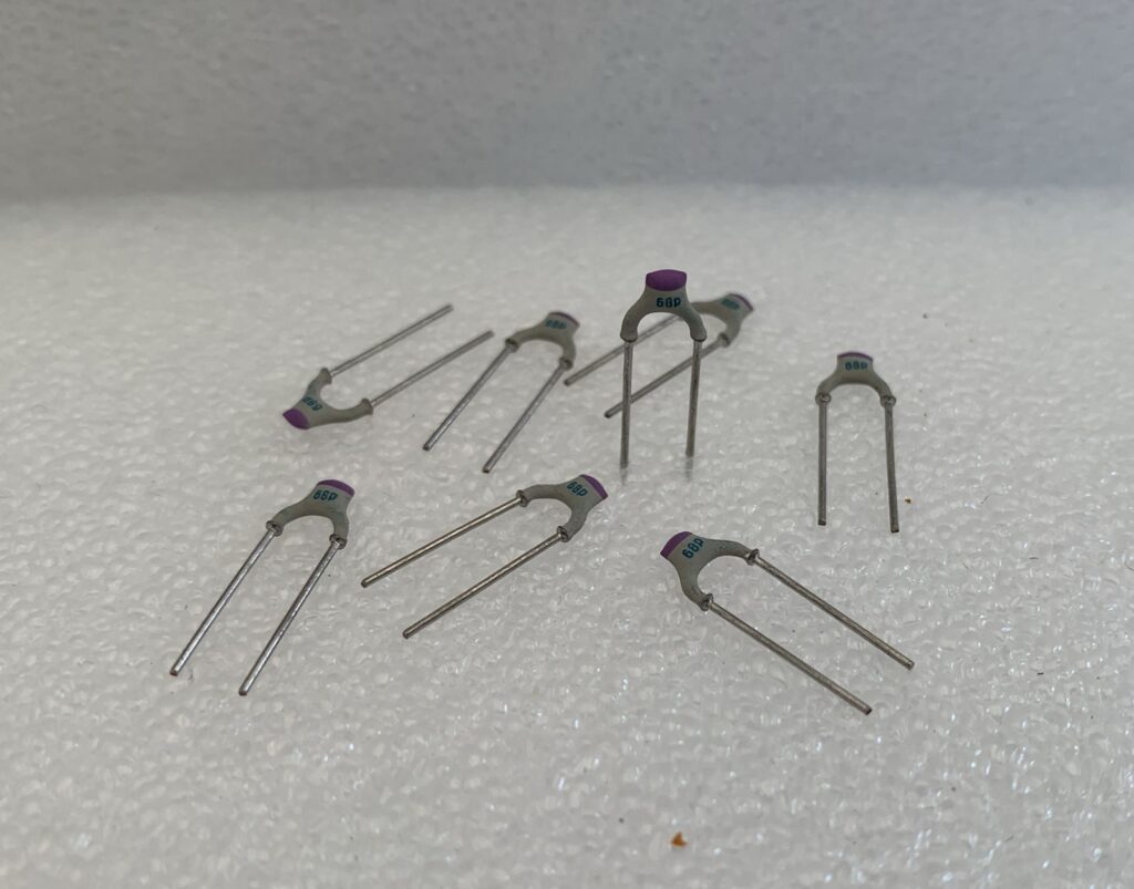 68PF 100V – C.B.Electronics