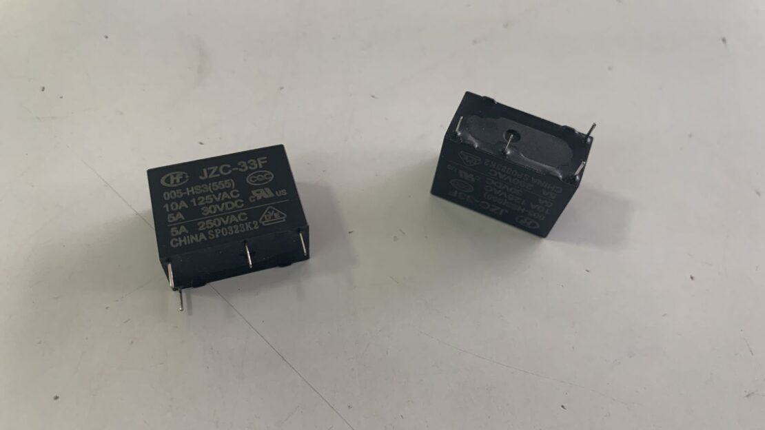 JZC-33F 4 Pins – Relay 5VDC – 5A – 1 Contact – C.B.Electronics