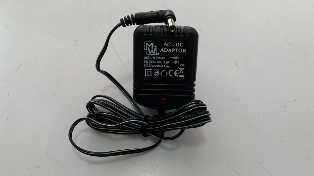 ADAPTOR 500mA – 9V – C.B.Electronics