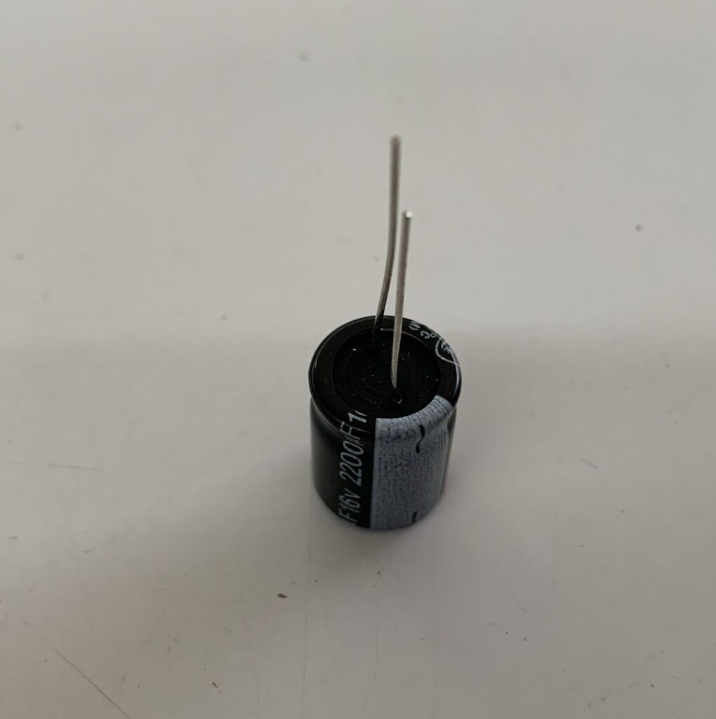 2200MF 16V 105 – C.B.Electronics