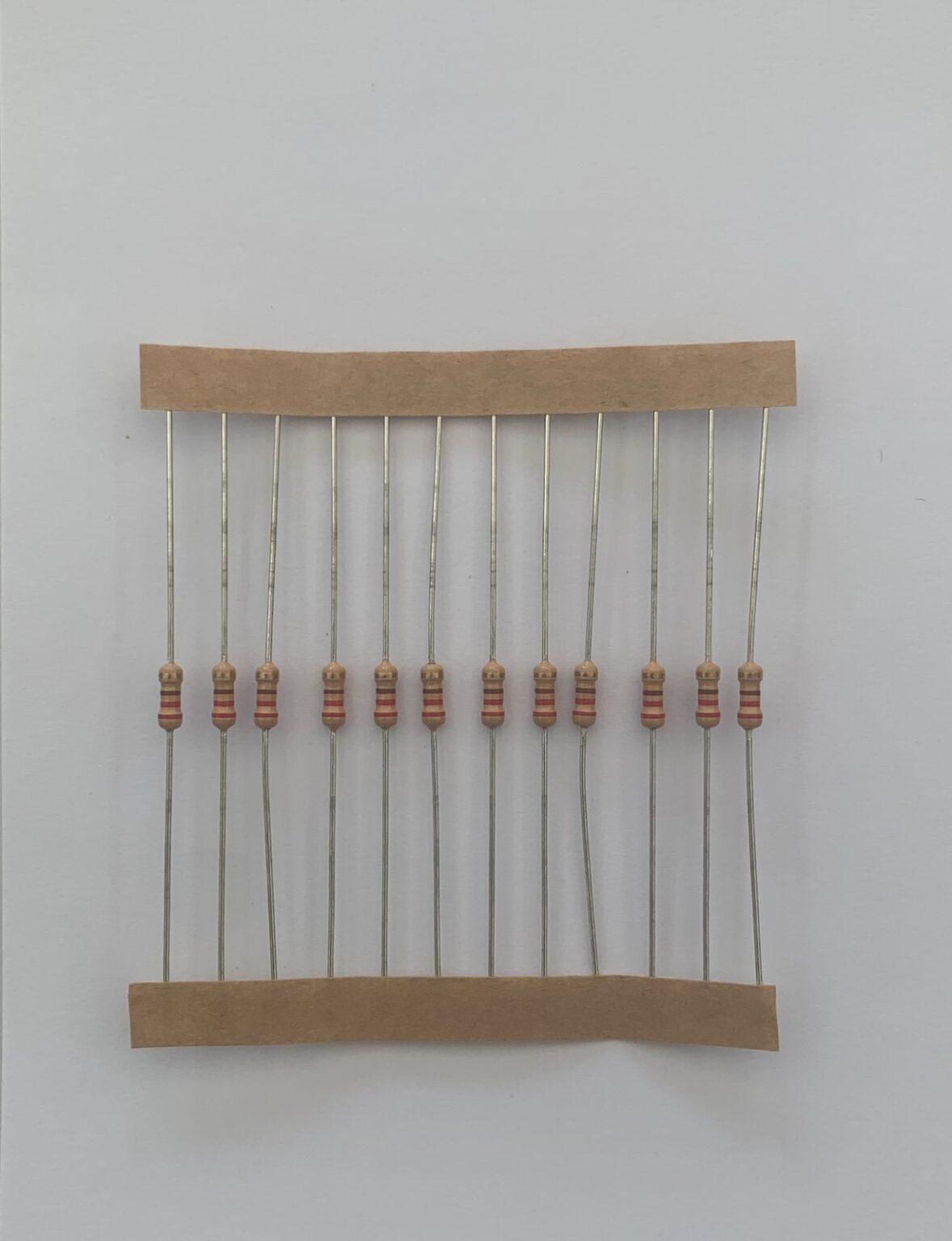 220E 0.25W – 220 Ohm Resistor 1/4W – C.B.Electronics