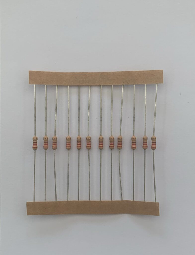 220E 0.25W – 220 Ohm Resistor 1/4W – C.B.Electronics