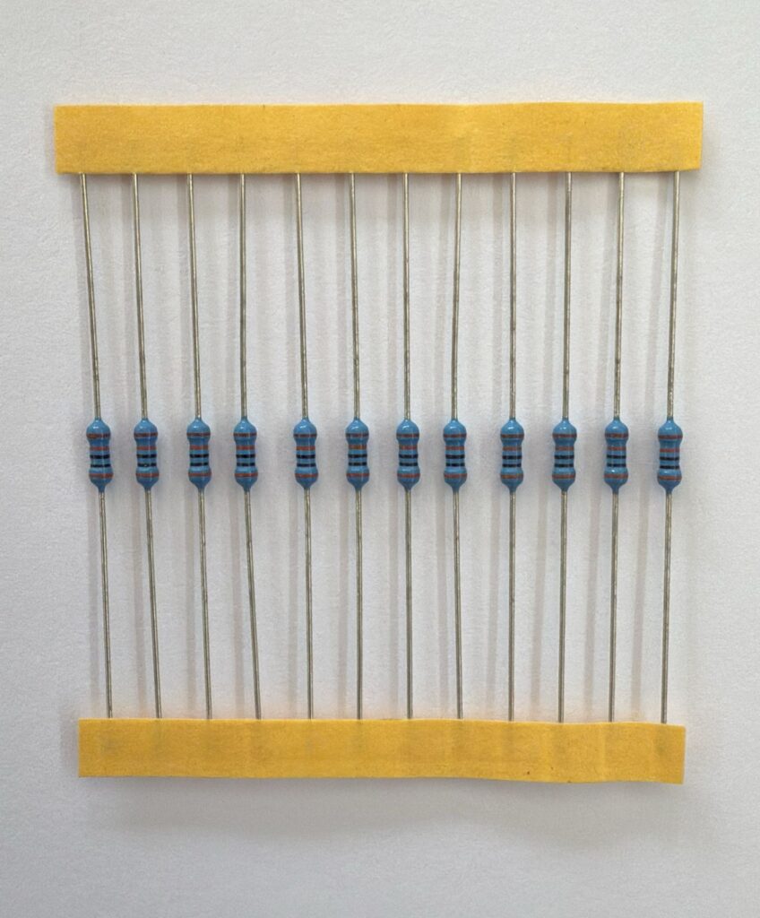 300K 1% 0.25W – 300 KOhm Resistor 1/4W – C.B.Electronics