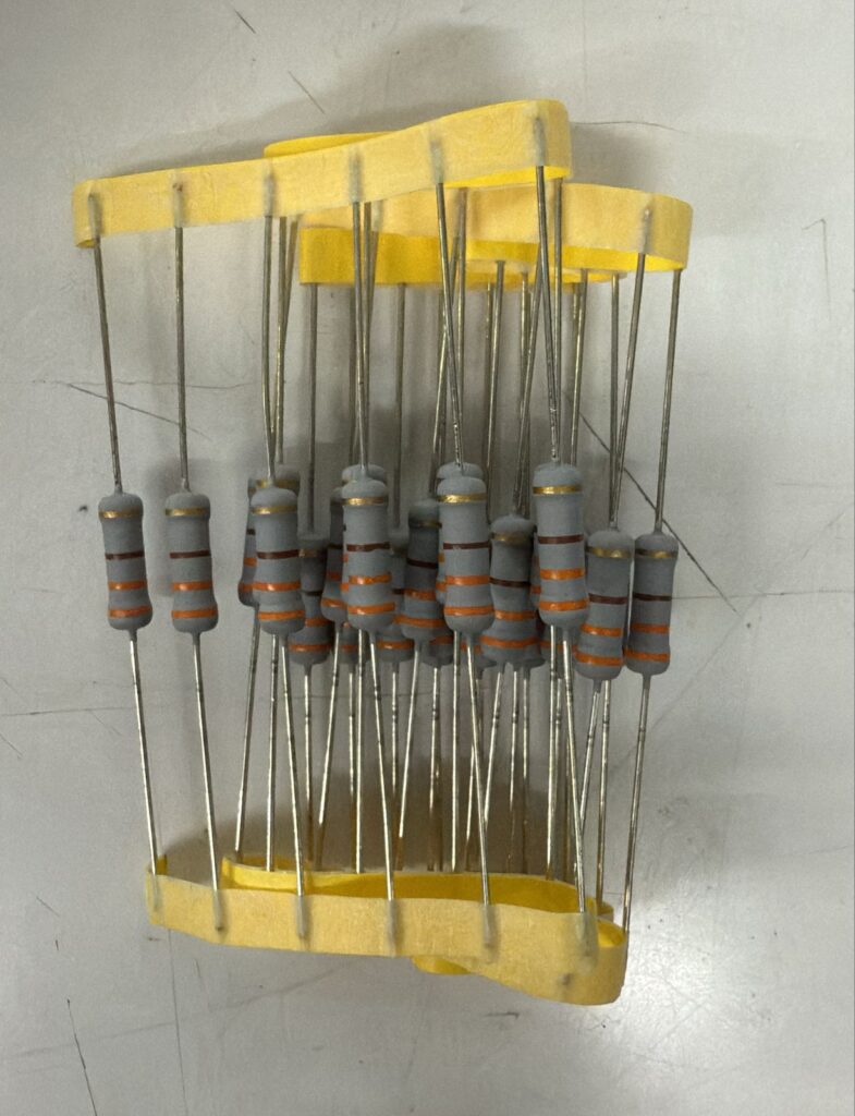 330E 2W – 330 Ohm Resistor 2W – C.B.Electronics