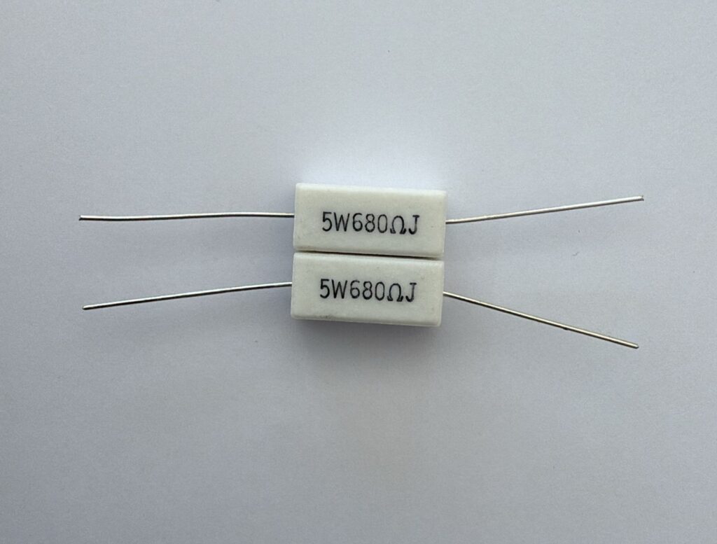 680E 5W – 680 Ohm Resistor 5W – C.B.Electronics